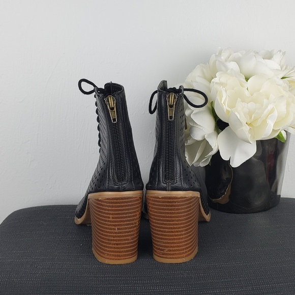 Forever 21 | Shoes | Forever 2 Block Heels | Poshmark